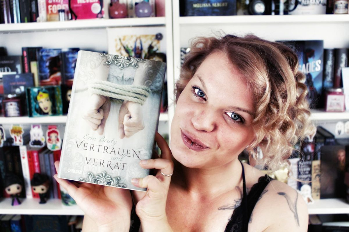Rezension: Vertrauen und Verrat / Erin Beaty – Letterheart
